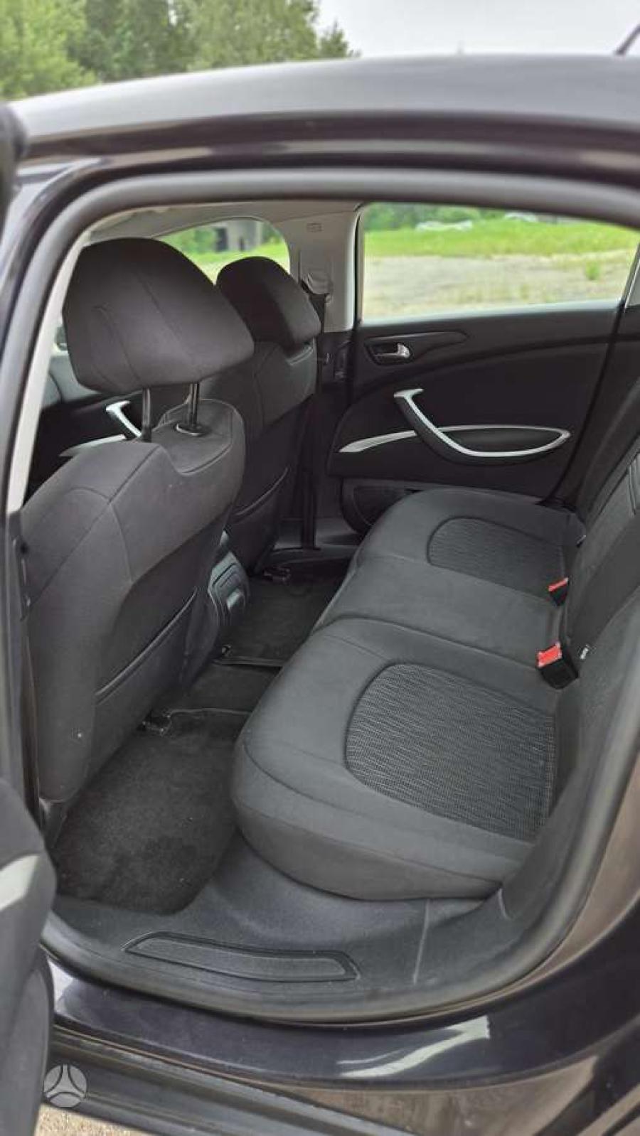 Pelēks Citroen C5 2012 Kauņa, ar dzinēja tilpumu 2.00 L un nobraukumu 292 tūkst. km par 2250 €, foto 22 vietnē AUTOMOTO.COM.LV