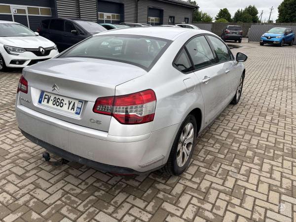 Pelēks Citroen C5 2012 Tauragė, ar dzinēja tilpumu 1.56 L un nobraukumu 245 tūkst. km par 2450 €, foto 3 vietnē AUTOMOTO.COM.LV