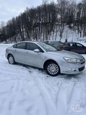 Pelēks Citroen C5 2013 Kauņa, ar dzinēja tilpumu 1.60 L un nobraukumu 390 tūkst. km par 2999 €, foto 5 vietnē AUTOMOTO.COM.LV