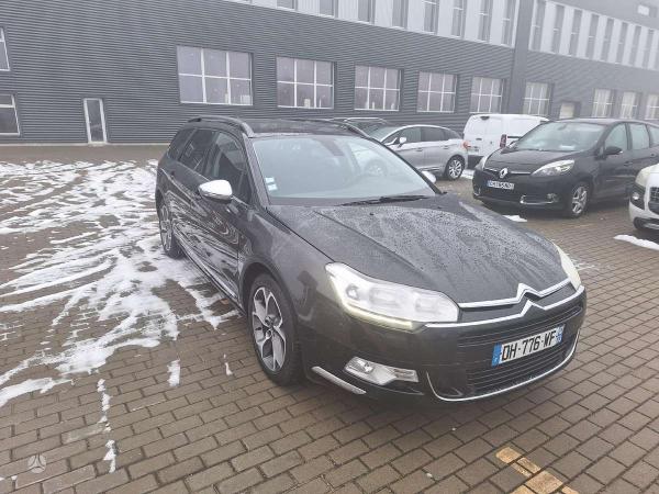 Grey Citroen C5 2014 in Taurage, with an engine capacity of 2.00 L and mileage of 220 thousand km for 3700 €, photo 3 on AUTOMOTO.COM.LV