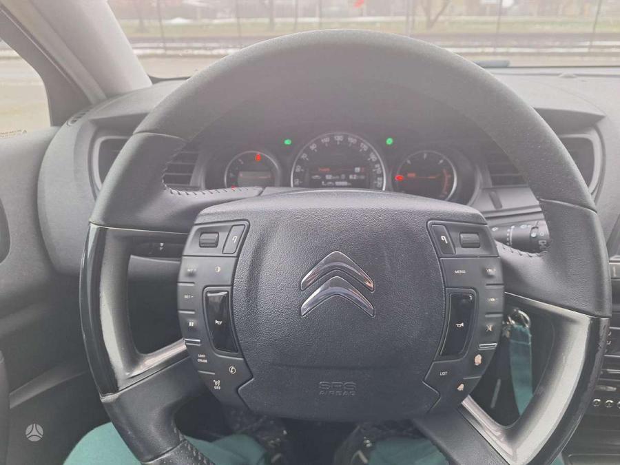 Grey Citroen C5 2014 in Taurage, with an engine capacity of 2.00 L and mileage of 220 thousand km for 3700 €, photo 14 on AUTOMOTO.COM.LV