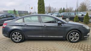Pelēks Citroen C5 2017 Kauņa, ar dzinēja tilpumu 2.00 L un nobraukumu 332 tūkst. km par 6200 €, foto 5 vietnē AUTOMOTO.COM.LV