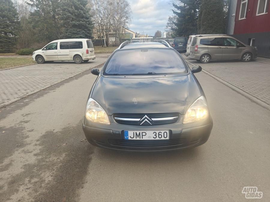 Grey Citroen C5 2002 in Jonava, with an engine capacity of 2.00 L and mileage of 330 thousand km for 950 €, photo 2 on AUTOMOTO.COM.LV