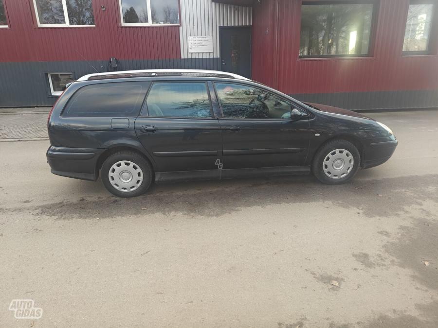 Grey Citroen C5 2002 in Jonava, with an engine capacity of 2.00 L and mileage of 330 thousand km for 950 €, photo 5 on AUTOMOTO.COM.LV