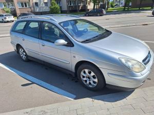 Grey Citroen C5 2003 in Ukmerge, with an engine capacity of 2.00 L and mileage of 259 thousand km for 590 €, photo 4 on AUTOMOTO.COM.LV