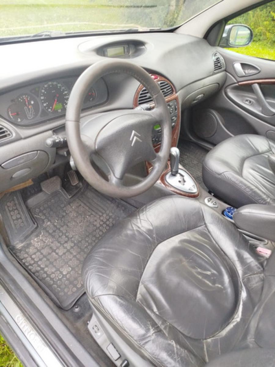 Pelēks Citroen C5 2003 Hāpsalu, ar dzinēja tilpumu 2.00 L un nobraukumu 303 tūkst. km par 1300 €, foto 9 vietnē AUTOMOTO.COM.LV
