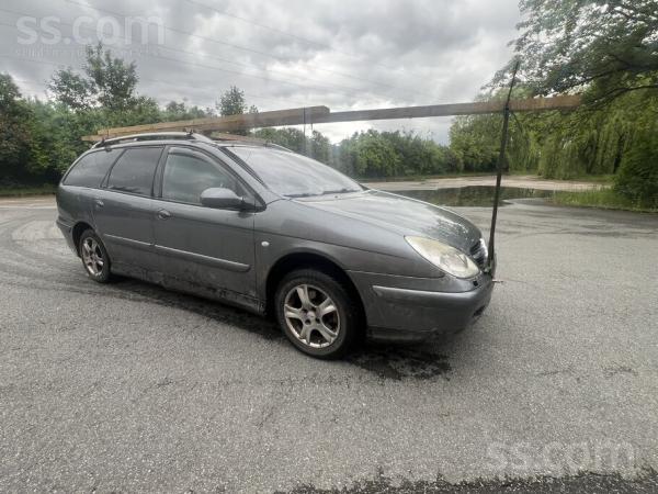 Pelēks Citroen C5 2004 Ogre, ar dzinēja tilpumu 2.00 L un nobraukumu 277 tūkst. km par 600 €, foto 8 vietnē AUTOMOTO.COM.LV