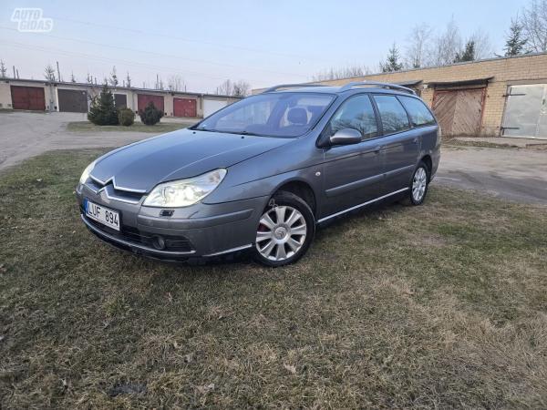 Pelēks Citroen C5 2005 Marijampole, ar dzinēja tilpumu 2.20 L un nobraukumu 300 tūkst. km par 700 €, foto 1 vietnē AUTOMOTO.COM.LV