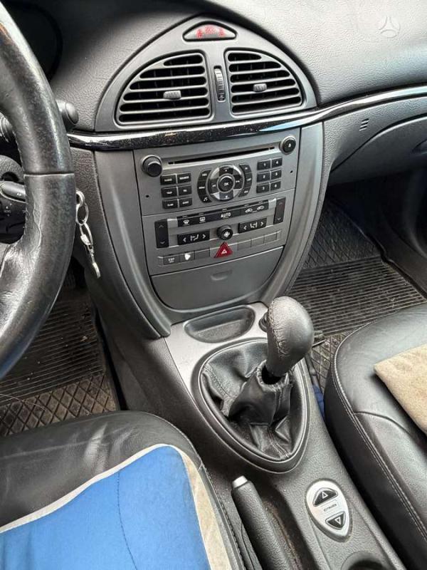 Grey Citroen C5 2006 in Vilnius, with an engine capacity of 1.60 L and mileage of 273 thousand km for 1500 €, photo 7 on AUTOMOTO.COM.LV