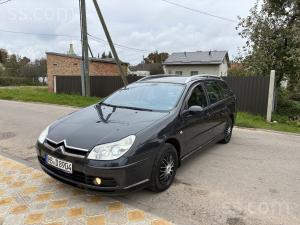 Pelēks Citroen C5 2007 Daugavpils, ar dzinēja tilpumu 2.20 L un nobraukumu 0 tūkst. km par 2450 €, foto  vietnē AUTOMOTO.COM.LV