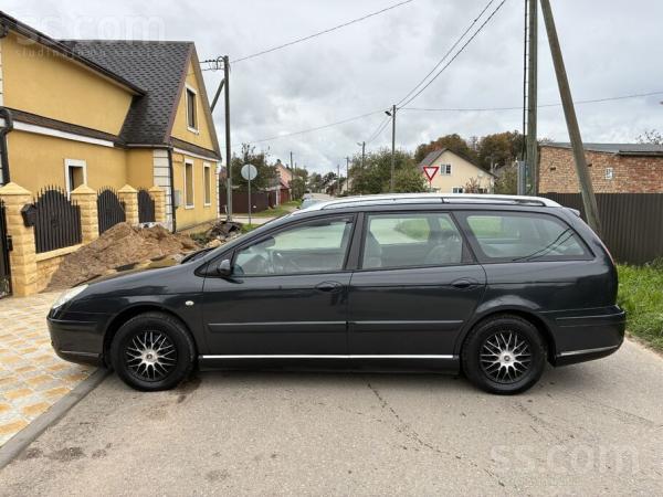 Grey Citroen C5 2007 in Daugavpils, with an engine capacity of 2.20 L and mileage of 0 thousand km for 2450 €, photo 3 on AUTOMOTO.COM.LV