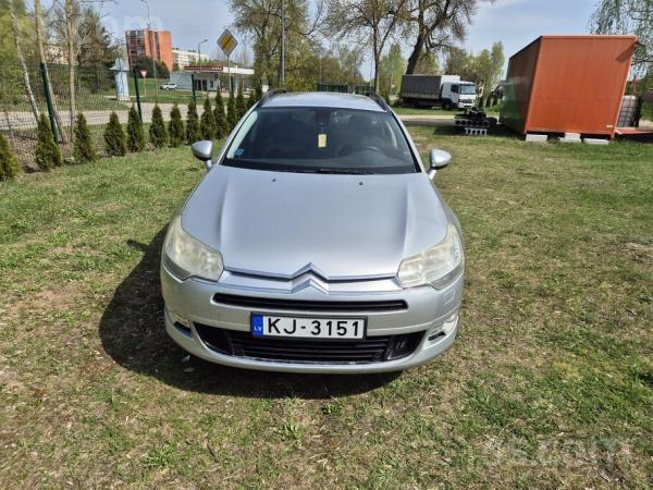 Pelēks Citroen C5 2008 Daugavpils, ar dzinēja tilpumu 2.00 L un nobraukumu 305 tūkst. km par 2300 €, foto 6 vietnē AUTOMOTO.COM.LV