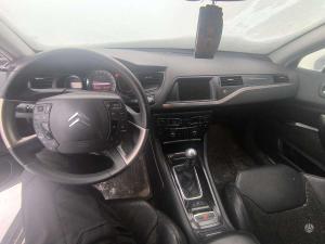 Grey Citroen C5 2008 in Klaipeda, with an engine capacity of 2.00 L and mileage of 320 thousand km for 2500 €, photo 11 on AUTOMOTO.COM.LV