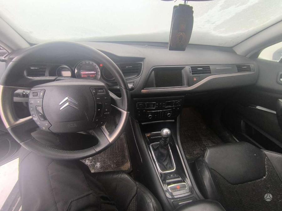 Grey Citroen C5 2008 in Klaipeda, with an engine capacity of 2.00 L and mileage of 320 thousand km for 2500 €, photo 11 on AUTOMOTO.COM.LV