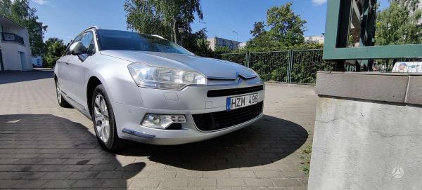 Grey Citroen C5 2008 in Vilnius, with an engine capacity of 2.00 L and mileage of 378 thousand km for 900 €, photo 5 on AUTOMOTO.COM.LV