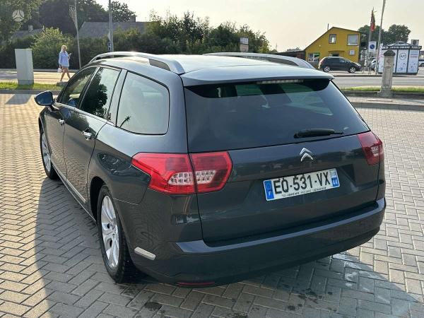 Grey Citroen C5 2008 in Taurage, with an engine capacity of 2.00 L and mileage of 226 thousand km for 2900 €, photo 6 on AUTOMOTO.COM.LV