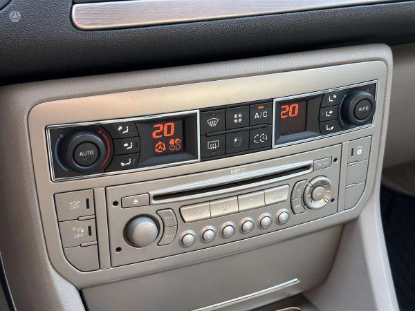 Grey Citroen C5 2008 in Taurage, with an engine capacity of 2.00 L and mileage of 226 thousand km for 2900 €, photo 10 on AUTOMOTO.COM.LV