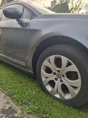 Pelēks Citroen C5 2008 Šauļi, ar dzinēja tilpumu 2.00 L un nobraukumu 333 tūkst. km par 1600 €, foto 9 vietnē AUTOMOTO.COM.LV