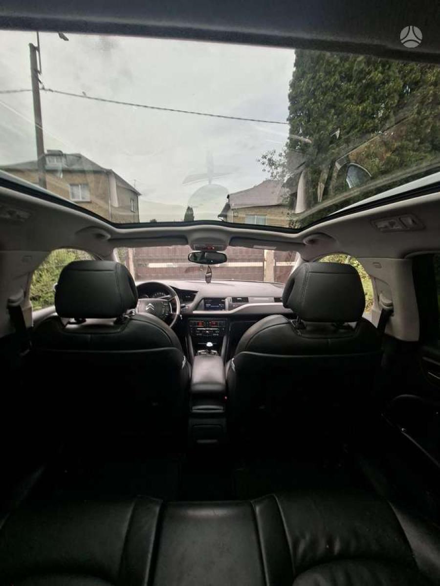 Pelēks Citroen C5 2008 Šauļi, ar dzinēja tilpumu 2.00 L un nobraukumu 333 tūkst. km par 1600 €, foto 12 vietnē AUTOMOTO.COM.LV