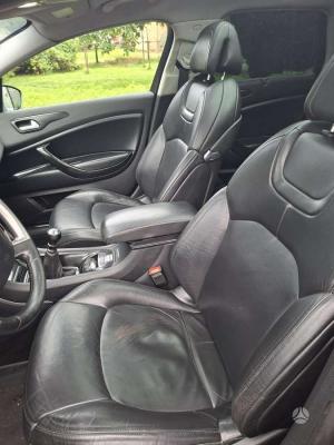 Pelēks Citroen C5 2008 Šauļi, ar dzinēja tilpumu 2.00 L un nobraukumu 333 tūkst. km par 1600 €, foto 18 vietnē AUTOMOTO.COM.LV