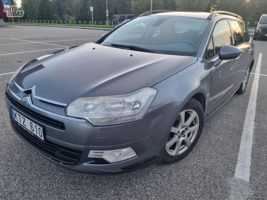 Pelēks Citroen C5 2008 Utena, ar dzinēja tilpumu 1.60 L un nobraukumu 334 tūkst. km par 720 €, foto 3 vietnē AUTOMOTO.COM.LV