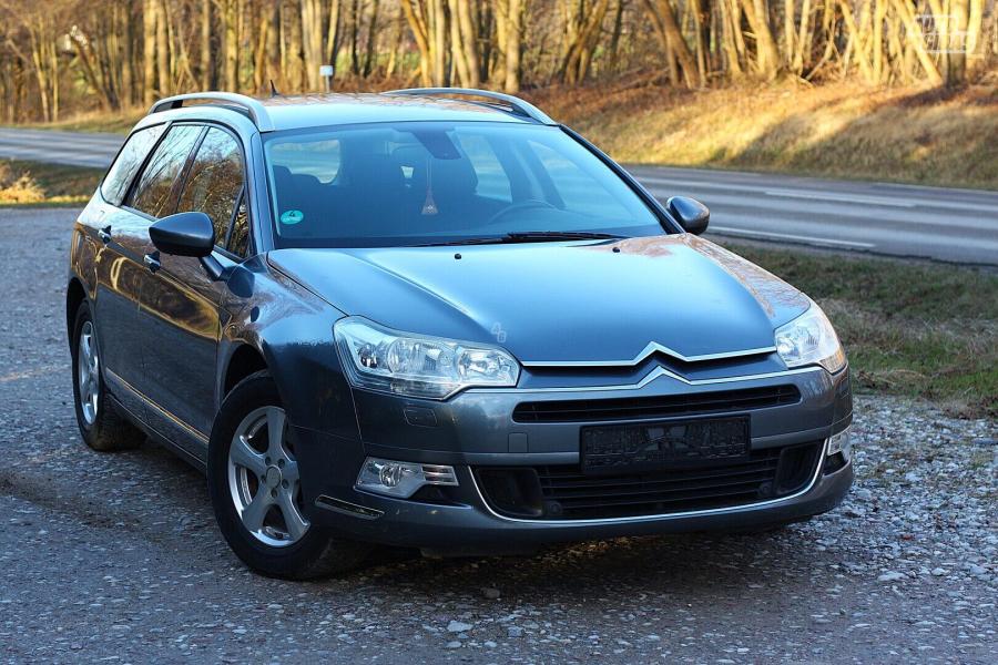 Pelēks Citroen C5 2009 Petrikaičiai, ar dzinēja tilpumu 2.00 L un nobraukumu 230 tūkst. km par 3399 €, foto 3 vietnē AUTOMOTO.COM.LV