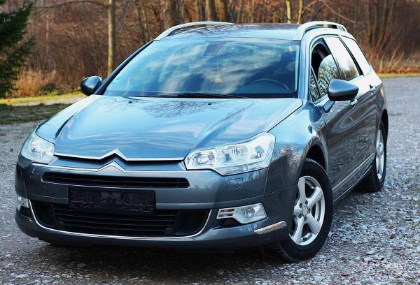 Pelēks Citroen C5 2009 Kretinga, ar dzinēja tilpumu 2.00 L un nobraukumu 230 tūkst. km par 3399 €, foto 2 vietnē AUTOMOTO.COM.LV