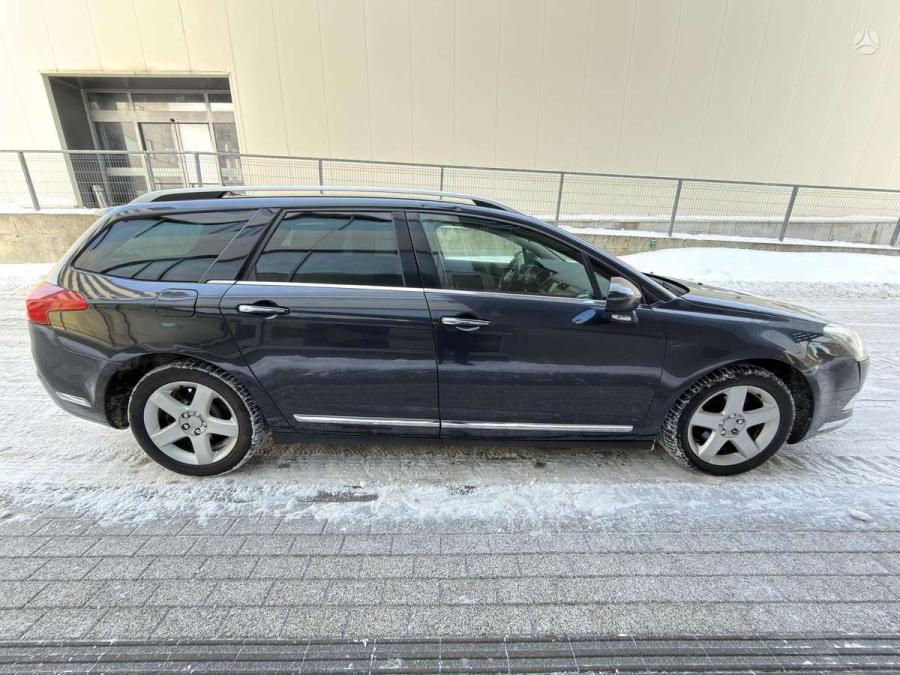 Grey Citroen C5 2009 in Vilnius, with an engine capacity of 2.00 L and mileage of 356 thousand km for 2750 €, photo 9 on AUTOMOTO.COM.LV