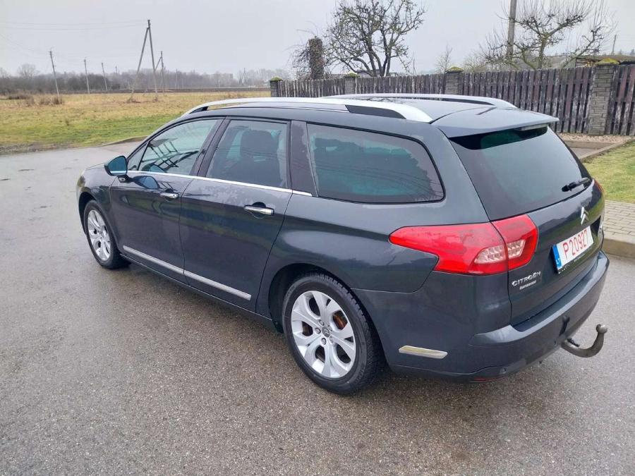 Grey Citroen C5 2009 in Marijampole, with an engine capacity of 2.00 L and mileage of 267 thousand km for 2700 €, photo 5 on AUTOMOTO.COM.LV