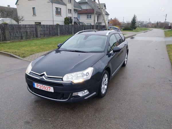 Grey Citroen C5 2009 in Kalvarija, with an engine capacity of 2.00 L and mileage of 266 thousand km for 2700 €, photo 1 on AUTOMOTO.COM.LV
