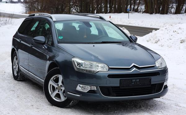 Pelēks Citroen C5 2009 Petrikaičiai, ar dzinēja tilpumu 2.00 L un nobraukumu 230 tūkst. km par 3299 €, foto 5 vietnē AUTOMOTO.COM.LV
