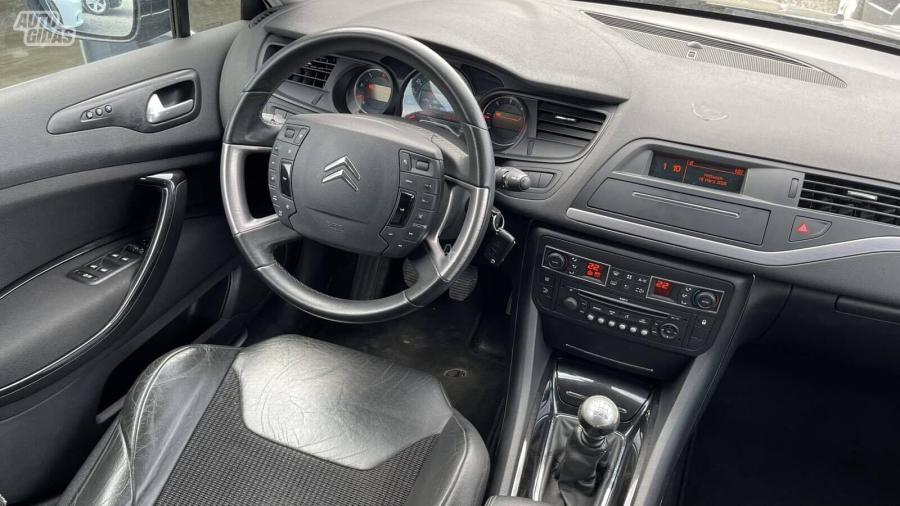 Grey Citroen C5 2009 in Marijampole, with an engine capacity of 2.00 L and mileage of 268 thousand km for 2990 €, photo 12 on AUTOMOTO.COM.LV