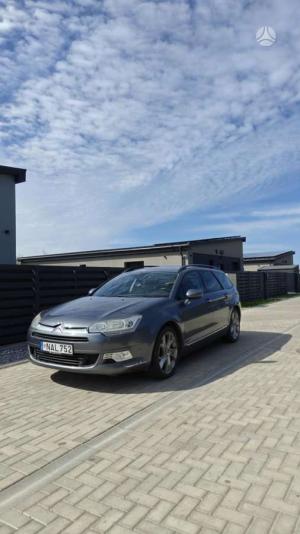 Pelēks Citroen C5 2009 Klaipėda, ar dzinēja tilpumu 2.00 L un nobraukumu 322 tūkst. km par 1000 €, foto 3 vietnē AUTOMOTO.COM.LV
