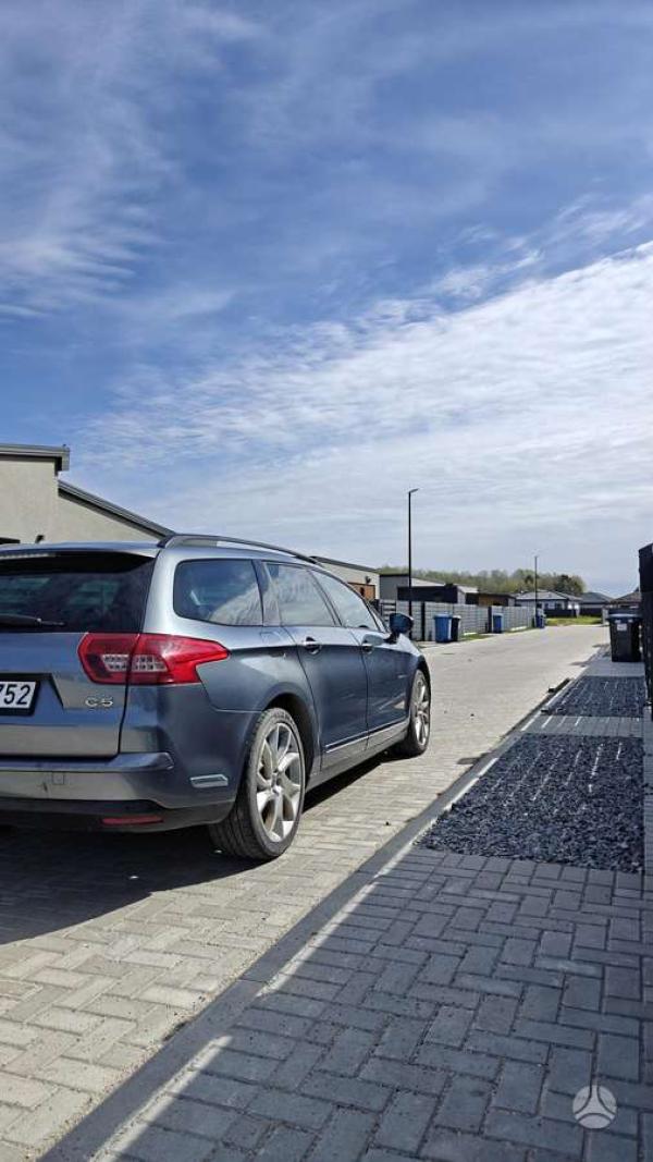Grey Citroen C5 2009 in Klaipeda, with an engine capacity of 2.00 L and mileage of 322 thousand km for 1000 €, photo 6 on AUTOMOTO.COM.LV