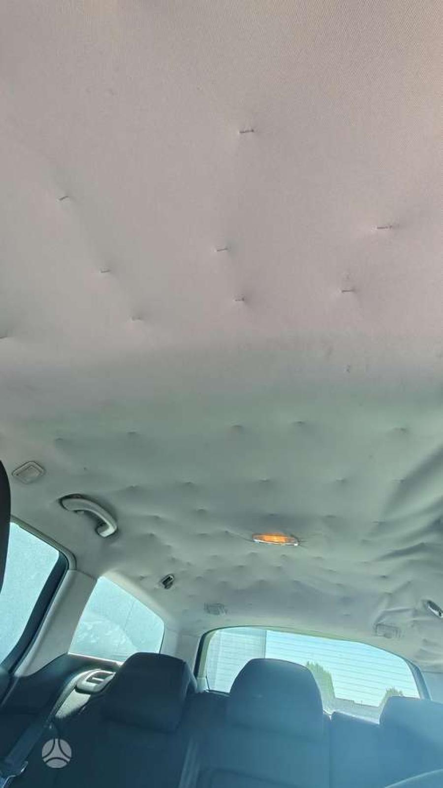 Pelēks Citroen C5 2009 Klaipėda, ar dzinēja tilpumu 2.00 L un nobraukumu 322 tūkst. km par 1000 €, foto 20 vietnē AUTOMOTO.COM.LV