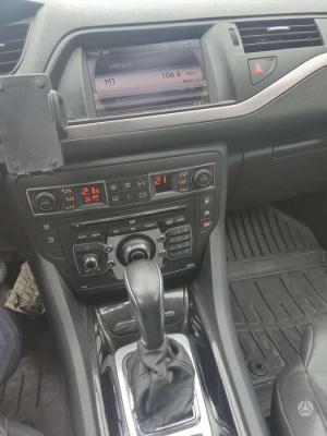 Grey Citroen C5 2009 in Vilnius, with an engine capacity of 2.00 L and mileage of 330 thousand km for 1650 €, photo 13 on AUTOMOTO.COM.LV