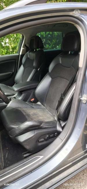 Grey Citroen C5 2009 in Vilnius, with an engine capacity of 2.00 L and mileage of 330 thousand km for 1650 €, photo 18 on AUTOMOTO.COM.LV