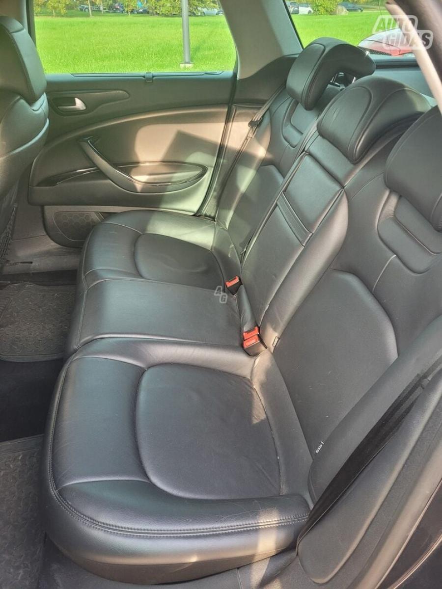 Pelēks Citroen C5 2009 Panevēža, ar dzinēja tilpumu 3.00 L un nobraukumu 329 tūkst. km par 3450 €, foto 8 vietnē AUTOMOTO.COM.LV