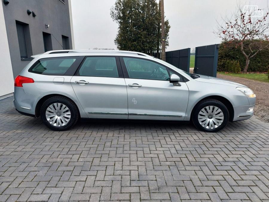 Pelēks Citroen C5 2010 Kauņa, ar dzinēja tilpumu 2.00 L un nobraukumu 274 tūkst. km par 2300 €, foto 4 vietnē AUTOMOTO.COM.LV