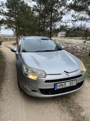 Grey Citroen C5 2010 in Raseiniai, with an engine capacity of 1.60 L and mileage of 238 thousand km for 2300 €, photo 2 on AUTOMOTO.COM.LV