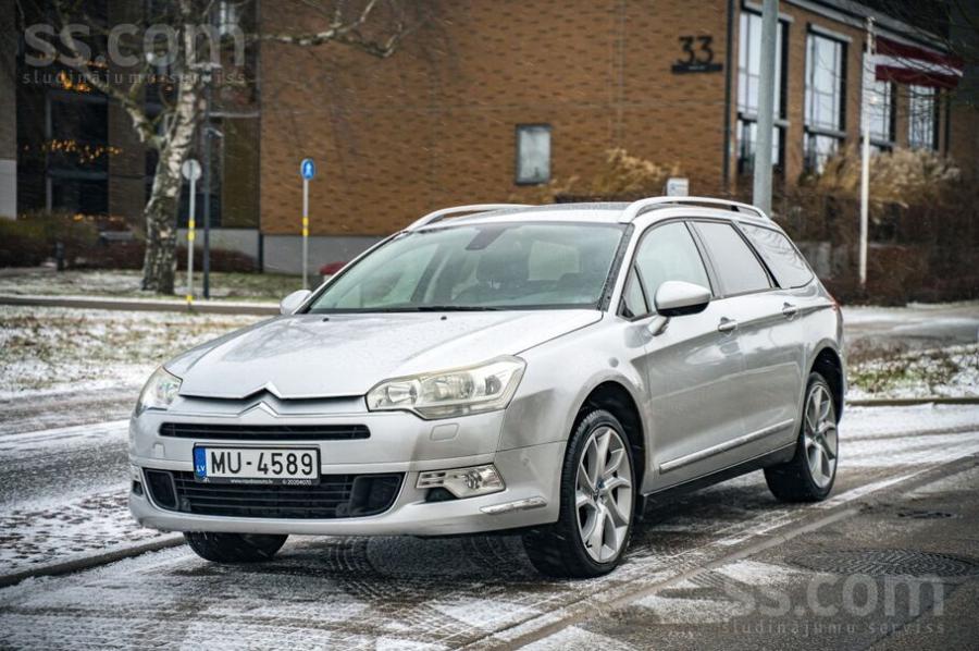 Grey Citroen C5 2010 in Riga, with an engine capacity of 2.00 L and mileage of 0 thousand km for 1990 €, photo 1 on AUTOMOTO.COM.LV
