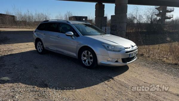 Grey Citroen C5 2010 in Tallinn, with an engine capacity of 2.00 L and mileage of 0 thousand km for 2100 €, photo 2 on AUTOMOTO.COM.LV