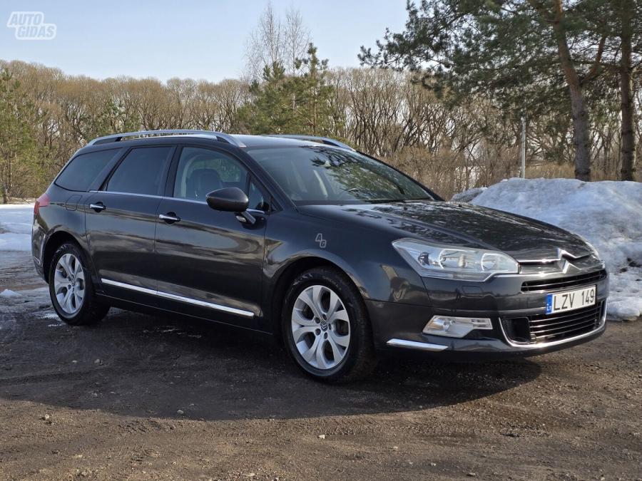 Pelēks Citroen C5 2010 Tauragė, ar dzinēja tilpumu 2.00 L un nobraukumu 257 tūkst. km par 2750 €, foto 2 vietnē AUTOMOTO.COM.LV