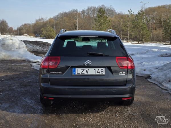 Pelēks Citroen C5 2010 Tauragė, ar dzinēja tilpumu 2.00 L un nobraukumu 257 tūkst. km par 2750 €, foto 8 vietnē AUTOMOTO.COM.LV