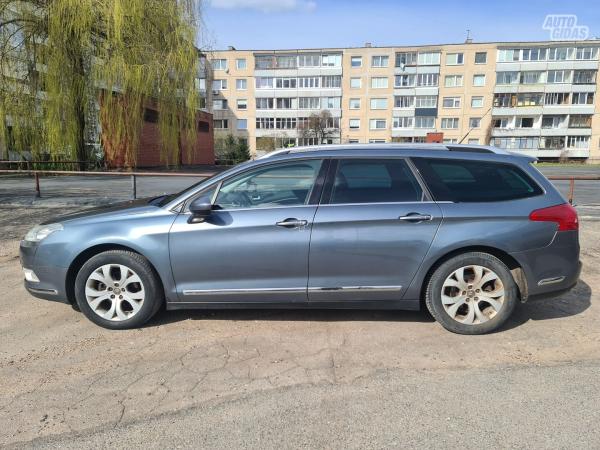 Pelēks Citroen C5 2010 Viļņa, ar dzinēja tilpumu 2.00 L un nobraukumu 314 tūkst. km par 2200 €, foto 8 vietnē AUTOMOTO.COM.LV