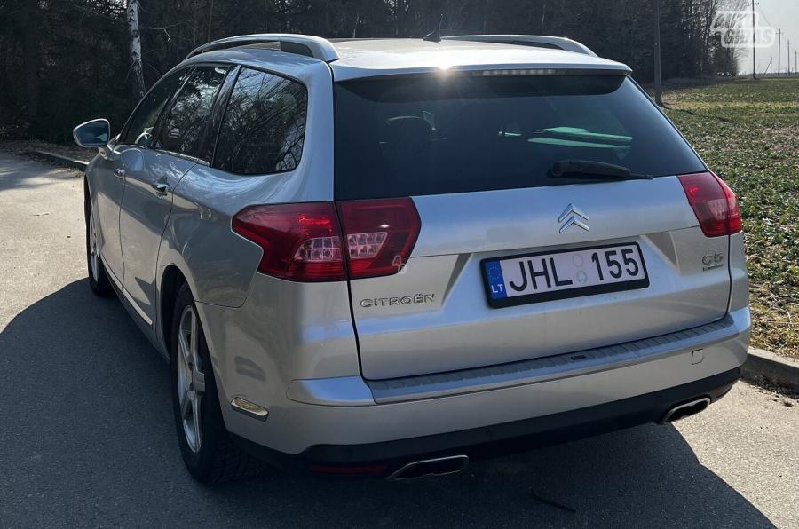 Grey Citroen C5 2010 in Vilnius, with an engine capacity of 3.00 L and mileage of 227 thousand km for 3100 €, photo 4 on AUTOMOTO.COM.LV