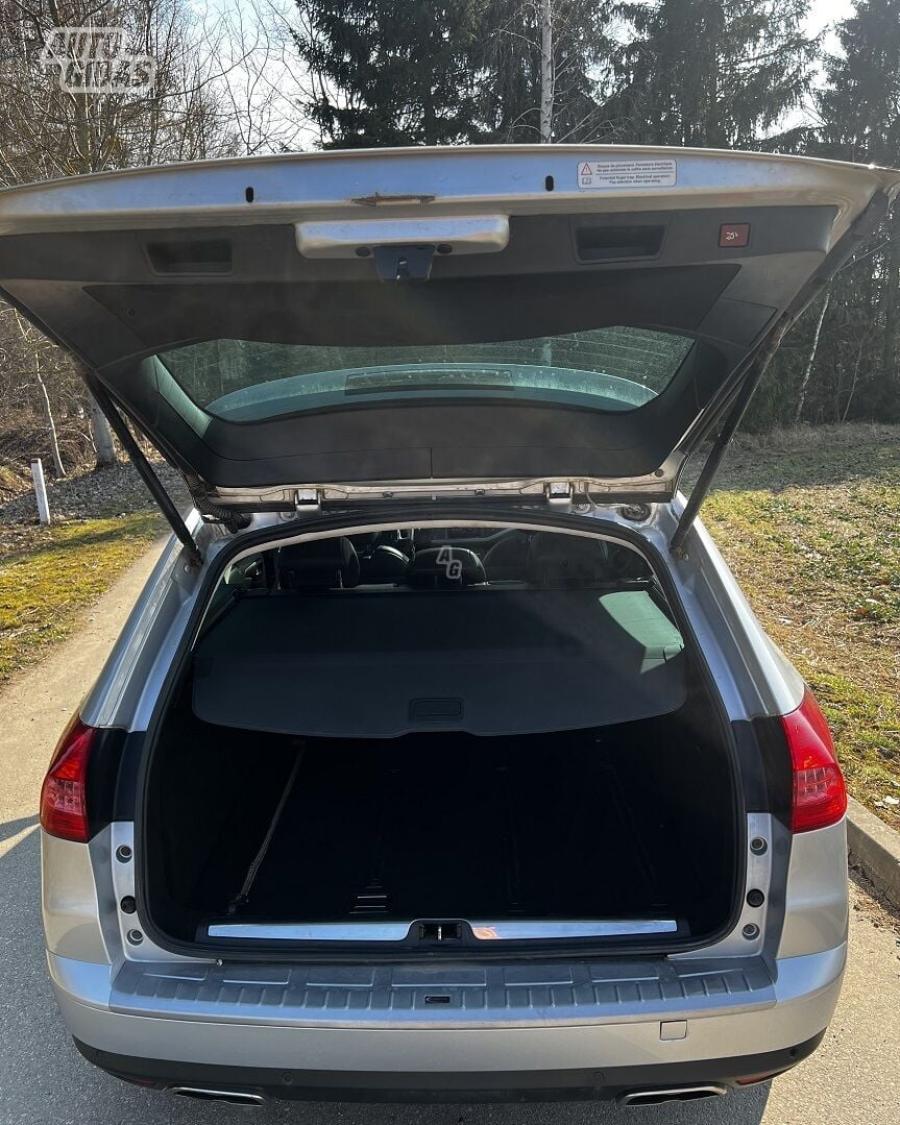 Grey Citroen C5 2010 in Vilnius, with an engine capacity of 3.00 L and mileage of 227 thousand km for 3100 €, photo 13 on AUTOMOTO.COM.LV