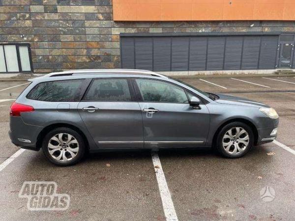 Grey Citroen C5 2010 in Kaunas, with an engine capacity of 2.00 L and mileage of 267 thousand km for 2850 €, photo 5 on AUTOMOTO.COM.LV