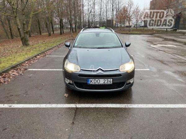 Grey Citroen C5 2010 in Kaunas, with an engine capacity of 2.00 L and mileage of 267 thousand km for 2850 €, photo 6 on AUTOMOTO.COM.LV