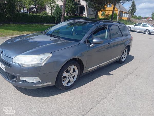 Grey Citroen C5 2010 in Alytus, with an engine capacity of 1.60 L and mileage of 365 thousand km for 2050 €, photo 1 on AUTOMOTO.COM.LV